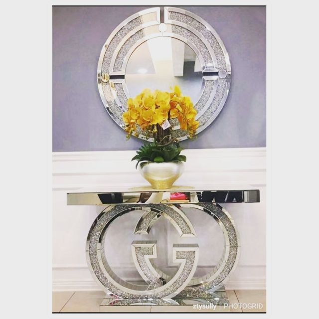 [READYSTOCK] DIAMOND CRUSH console table Gucci Channel LV silver gold ...