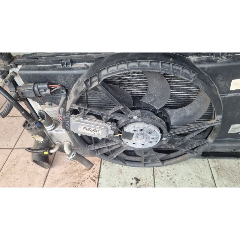 volvo c30 radiator motor fan condenser | Shopee Malaysia