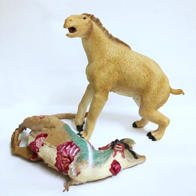 Moropus With Tyronosaurus Corpse Figurine | Shopee Malaysia