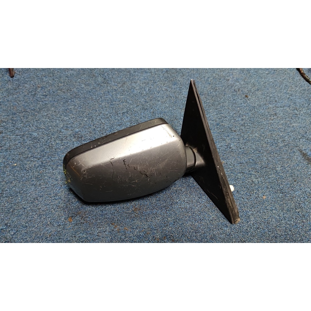 BMW E60 Side Mirror Dark Grey Kanan ** | Shopee Malaysia