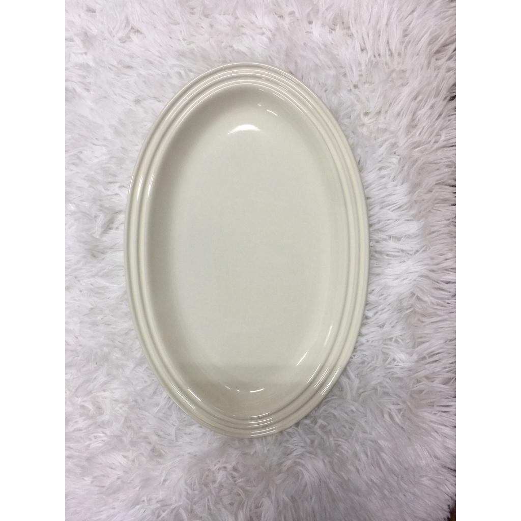 Le Creuset Oval Plate 30cm : Ivory (Cream) | Shopee Malaysia