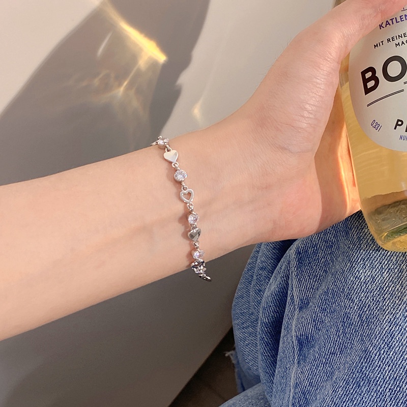 Cool hollow Love Shaped Bracelet Ins Simple Design Heart Bracelet ...