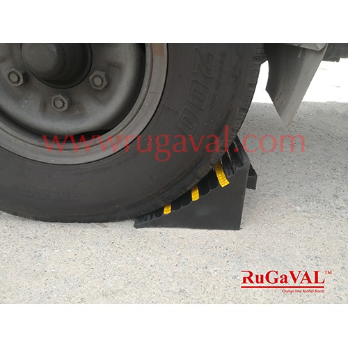 Rubber Wheel Chock for Big Truck I Wheel Stopper I Tyre Stopper-READY ...