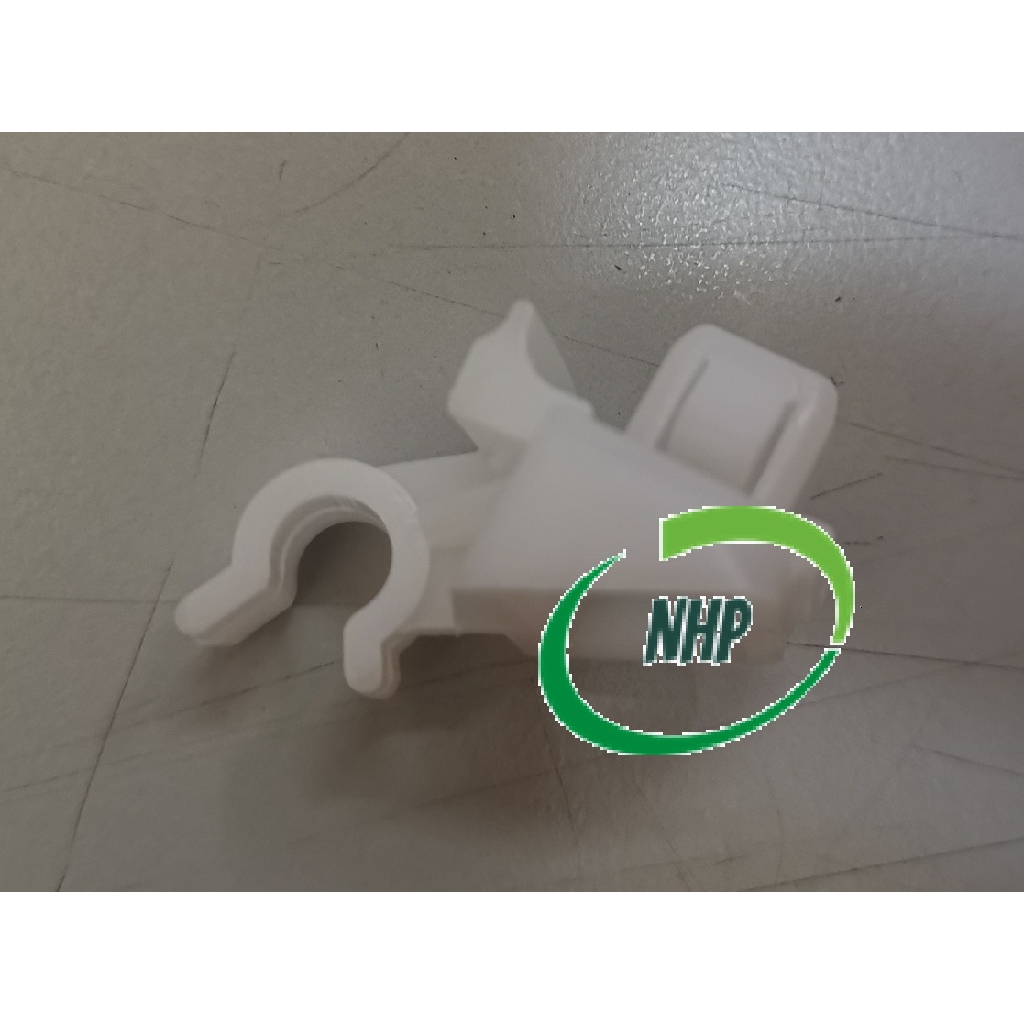 Toyota Innova (2005~2012) Front Bonnet Stand Clip (1 Pc) Produk Baru ...