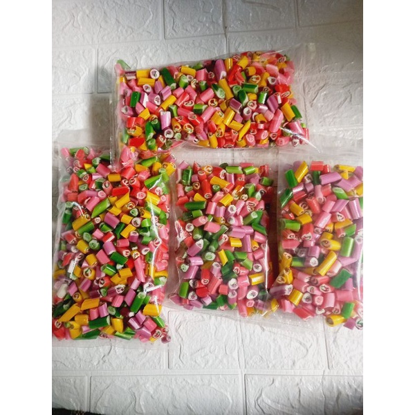 Korean viral sticky candy fruit sweets stick roll | Shopee Malaysia
