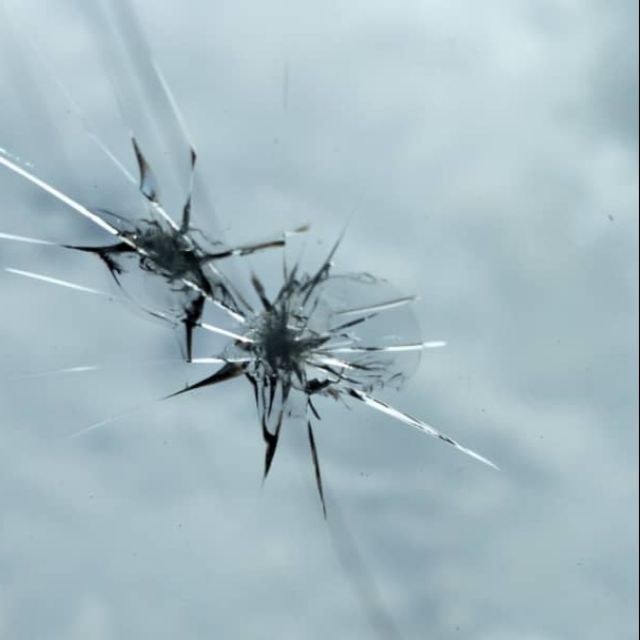 GAM CERMIN KERETA PECAH PANTAS DAN JIMAT | Shopee Malaysia