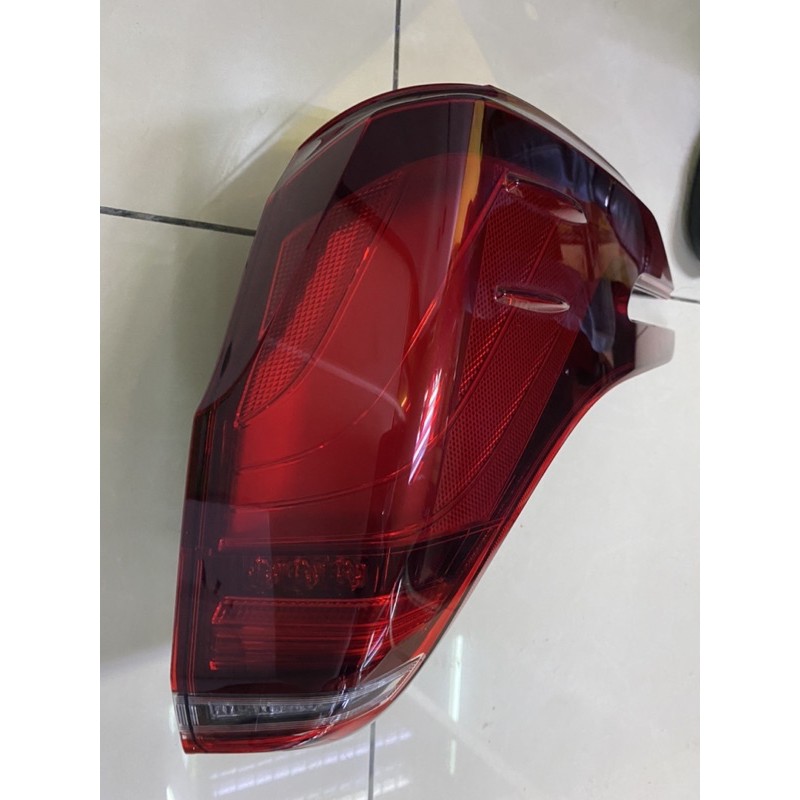 ORIGINAL TOYOTA ALPHARD AGH30 TAIL LAMP BODY LAMPU BELAKANG ALPHARD ...