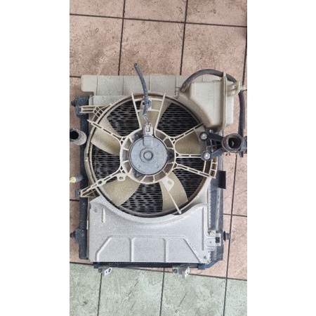 radiator motor fan aircond condenser coolant spare tank toyota vitz ...