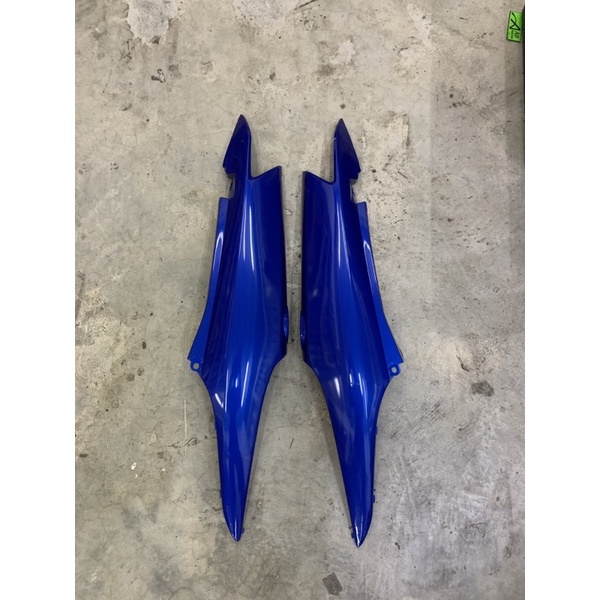 WAVE 100 R TAIL SIDE COVER HLD ORIGINAL HONDA COLUR | Shopee Malaysia