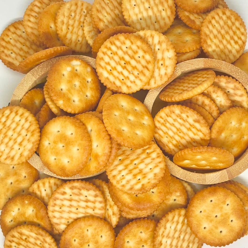 (Borong/Wholesale) Biskut Julie's | Cheese Cracker | Biskut Masin ...