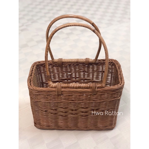 Rattan picnic basket carry basket woven bag / Bakul rotan kecil ...