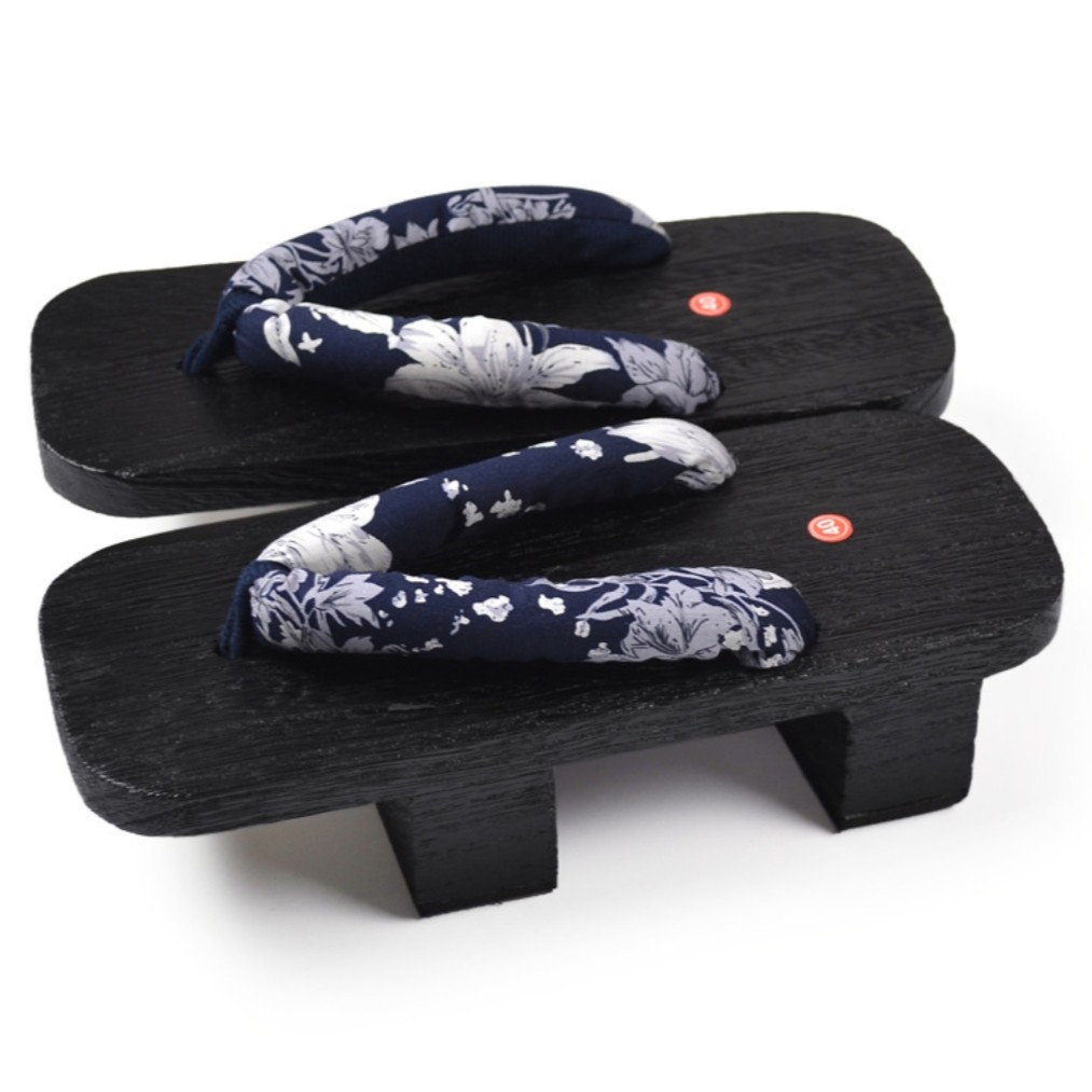 (AVAILABLE) Geta Japanese wooden clogs with high soles and y-shaped ...