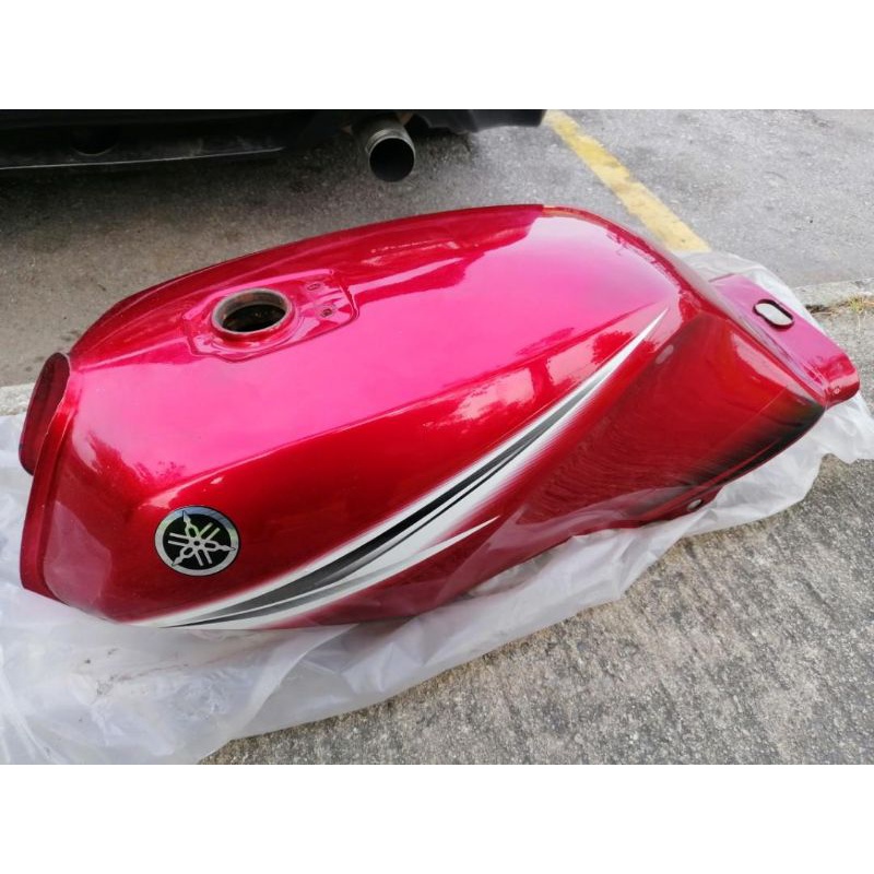 Maroon Bajak Putih Catalyzer 2K Paint | Shopee Malaysia