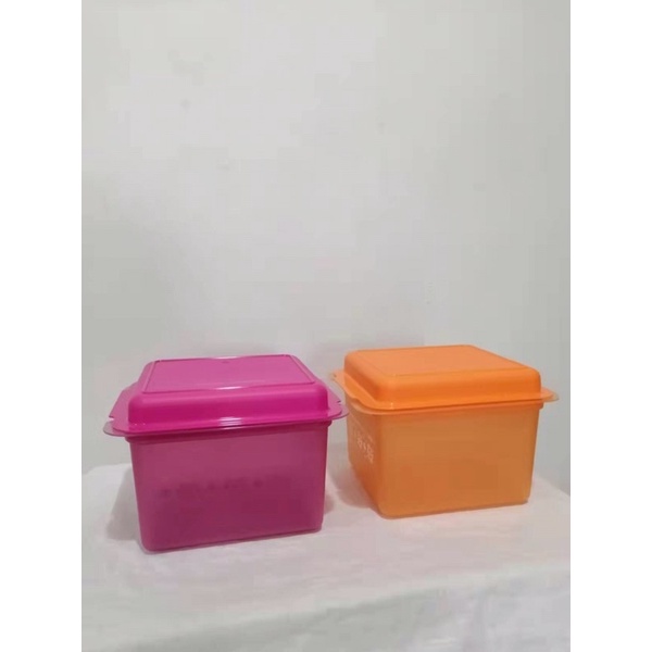 Lucky | Ready Stock Tupperware Mosaic Bread Server (1) 1.0L | Shopee ...