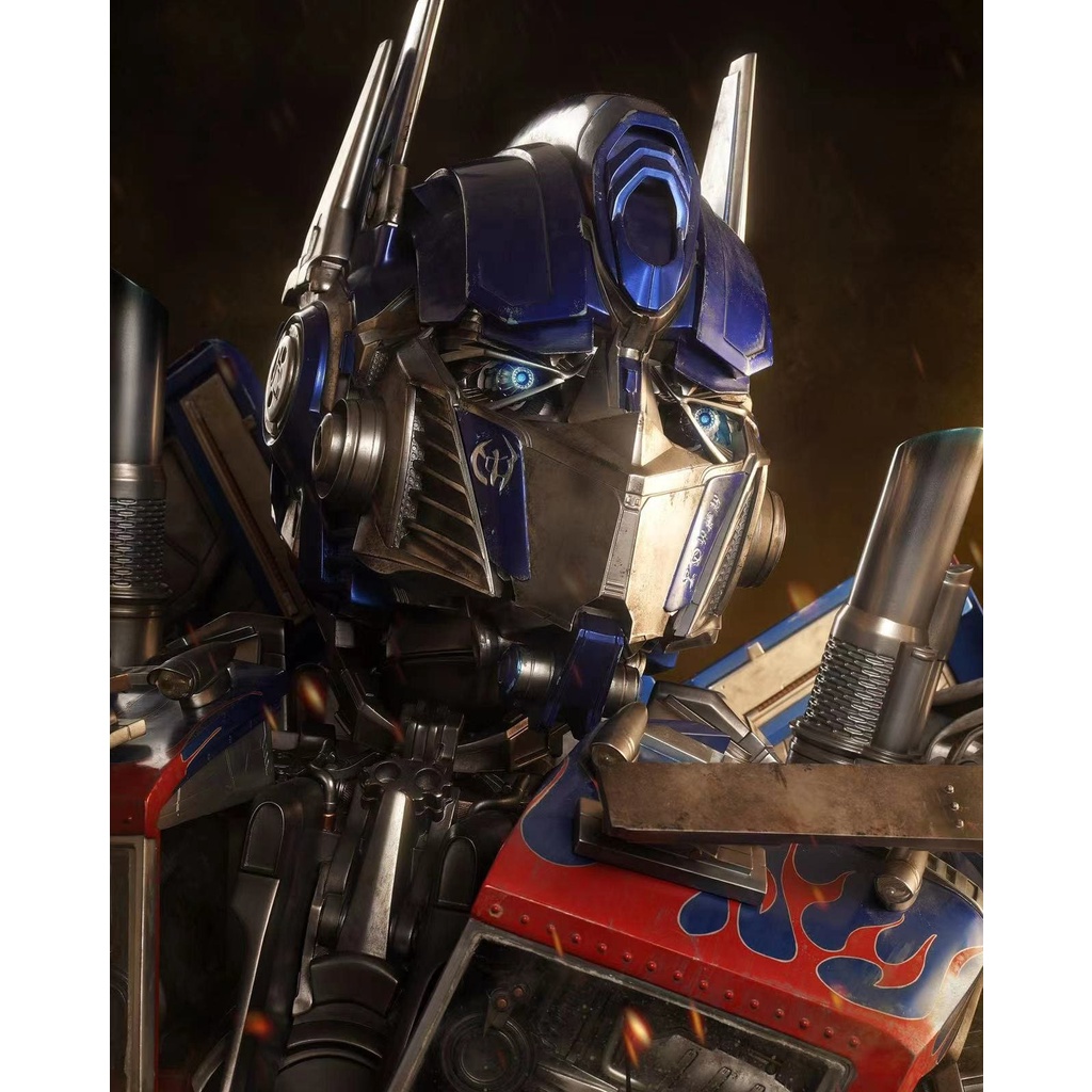 Queen Studios - Hasbro Licensed Life Size Optimus Prime Bust ...