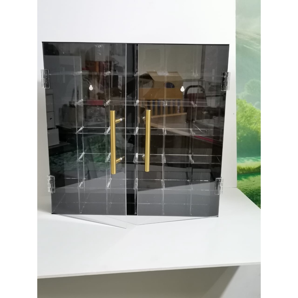 DISPLAY SHELF / WALL ACRYLIC DISPLAY CABINET / KOTAK DISPLAY | Shopee ...