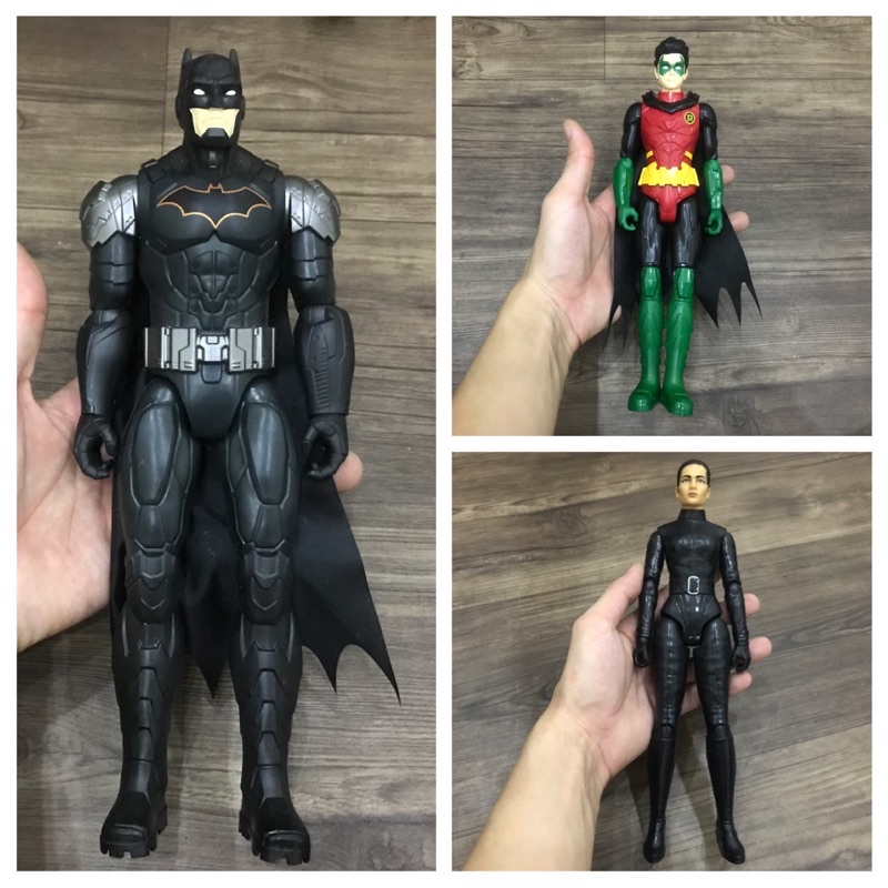 Batman-Robin-Cat woman model 25cm - Genuine product (no box) | Shopee ...
