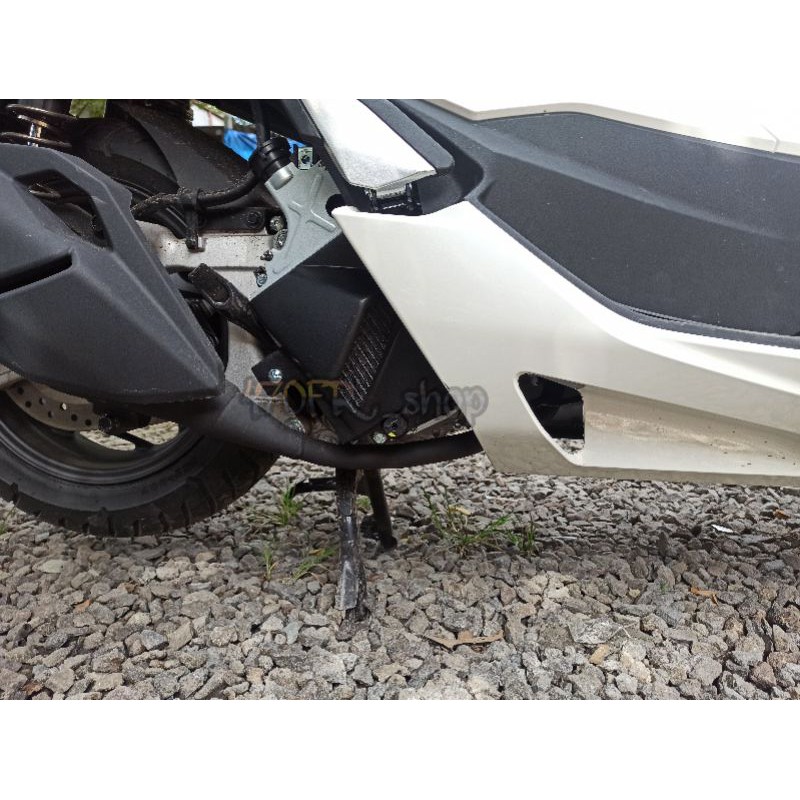 Pcx 160 radiator cover and vario 160 radiator cover, honda pcx 160 ...