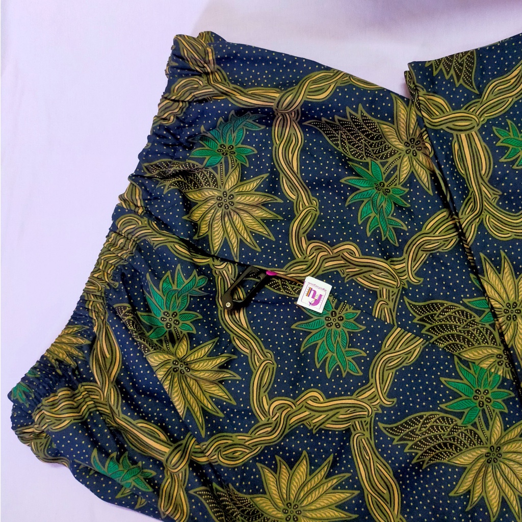 Seluar Batik Viral | Viral Batik Lounge Pants Size (L) | Shopee Malaysia