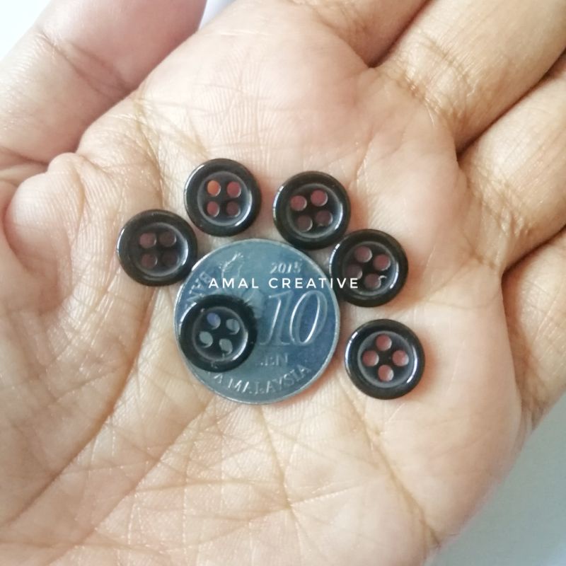 Mini Round 4 Holes 8mm Buttons | Mini Black And White Plastic Buttons ...
