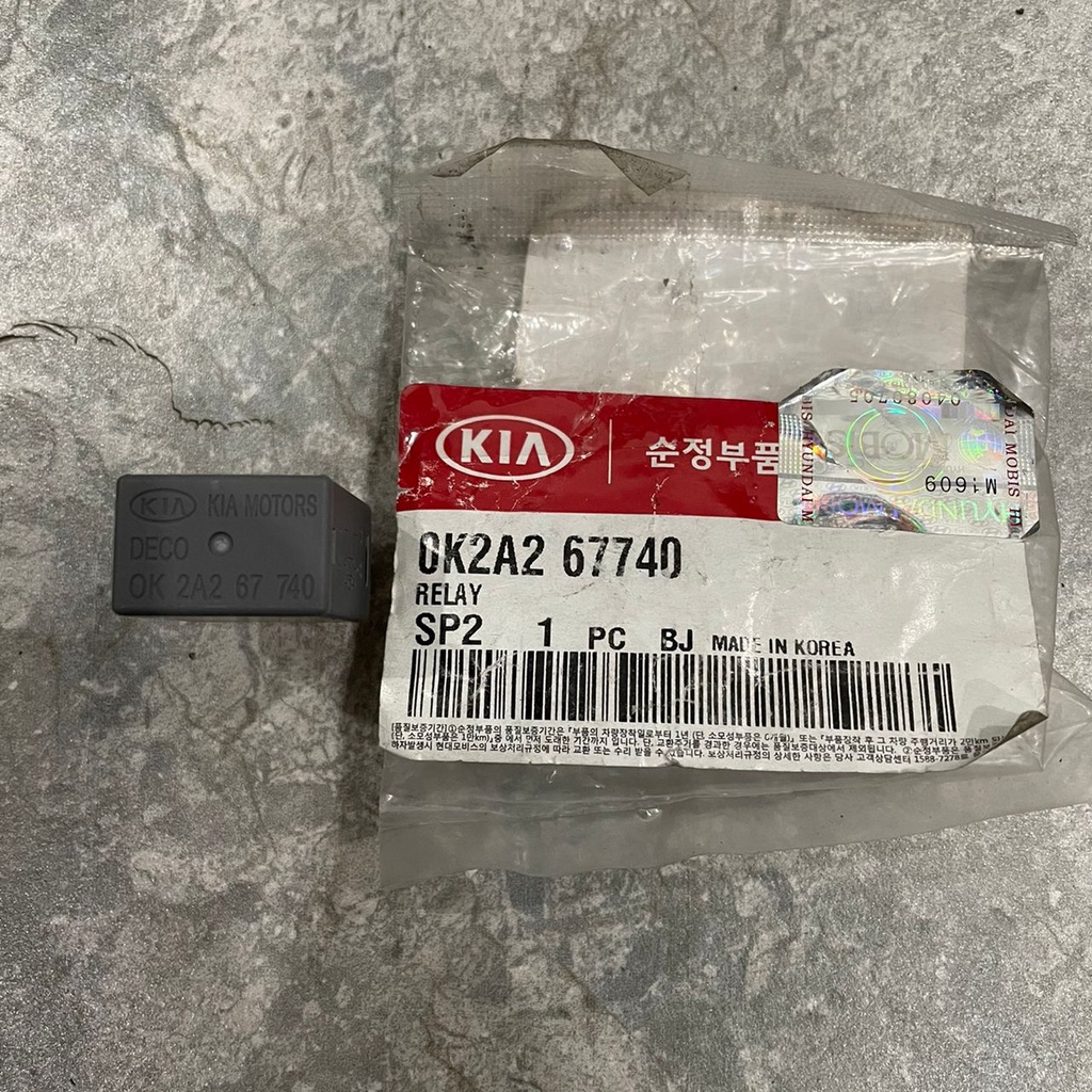 FAN AIRCOND HEADLAMP RELAY ORIGINAL KIA SEPHIA SPECTRA 0K2A2-67-740 ...