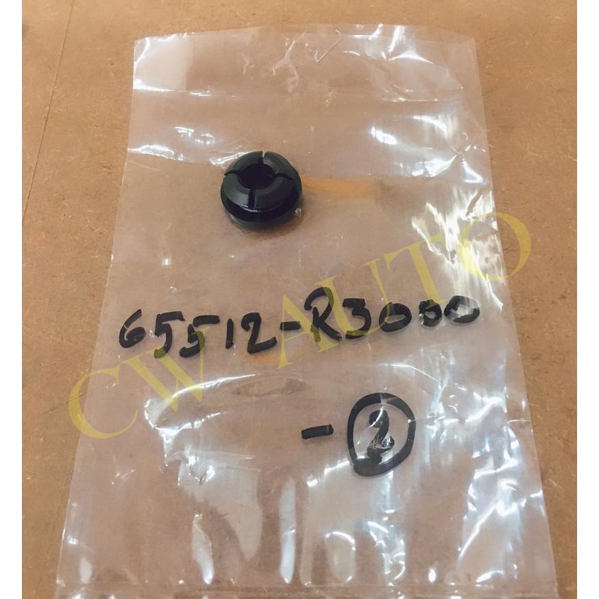 NISSAN N16 HOOD SUPPORT ROD GROMMET(65512-R3000) | Shopee Malaysia