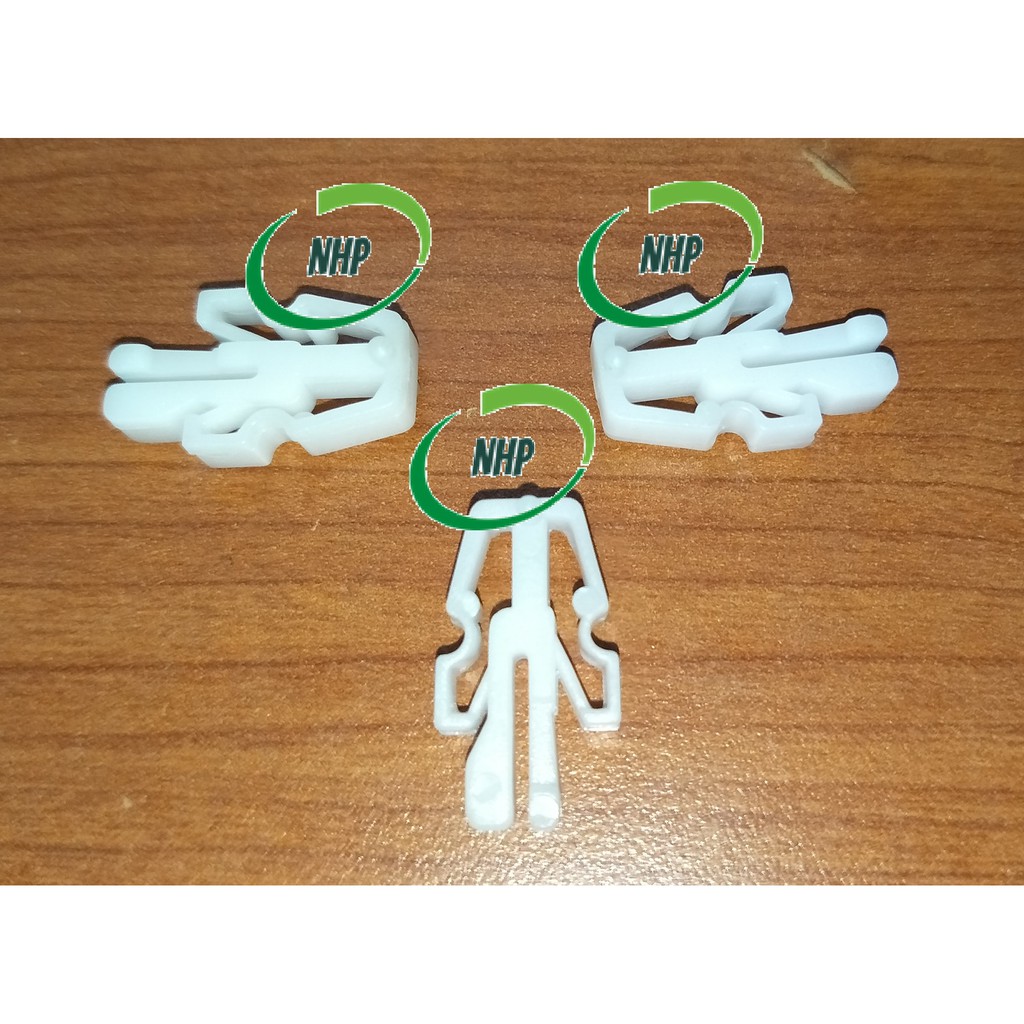 Toyota KE70 Grille Clip (2 Leg) (1 Pc / 1 Biji Harga) | Shopee Malaysia