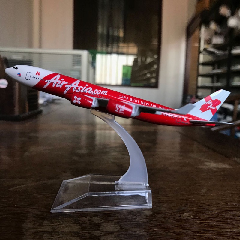 Malaysia Airlines AirAsia Plane Model Boeing 737 747 Airbus 320 Die ...