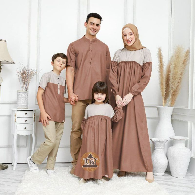 Muslim Family Couple Father Mother Son - Family Couple - Muslim Family ...