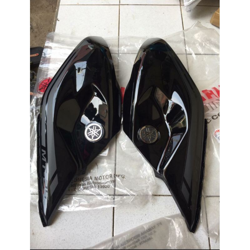 Yamaha mt25 mt 25 left and right tank cover original Yamaha | Shopee ...