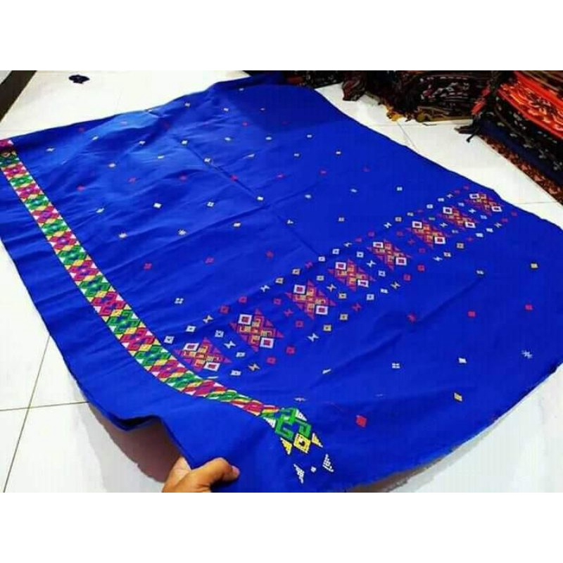Toraja MOTIF SPOT PARUKI WOVEN FABRIC | Shopee Malaysia