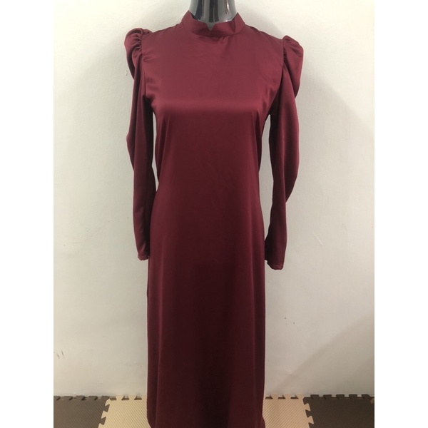 Emily Dress saiz XS warna maroon | Shopee Malaysia