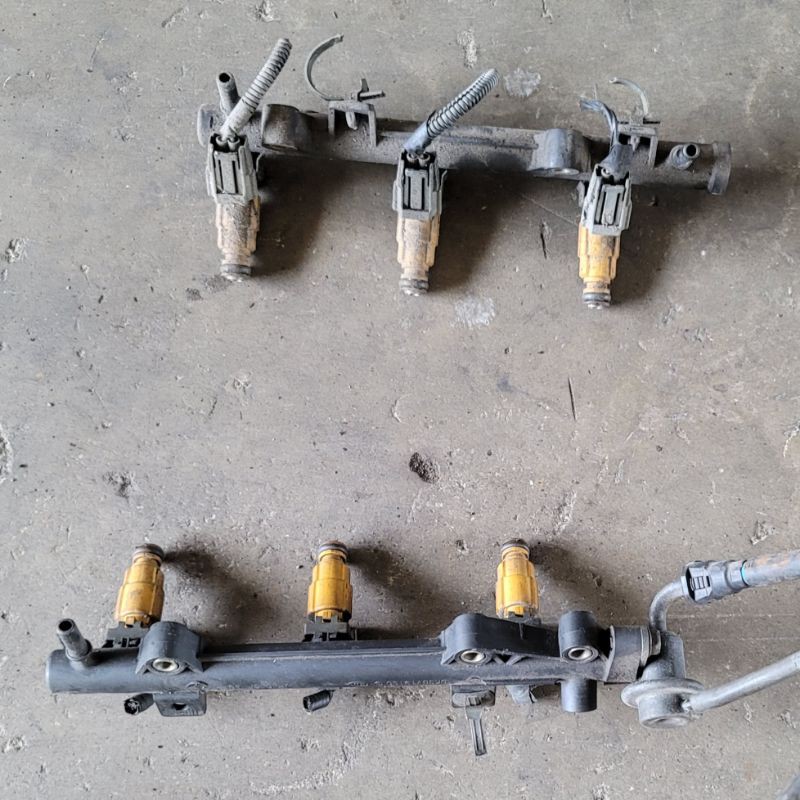 Naza Ria fuel injector(USED) set | Shopee Malaysia