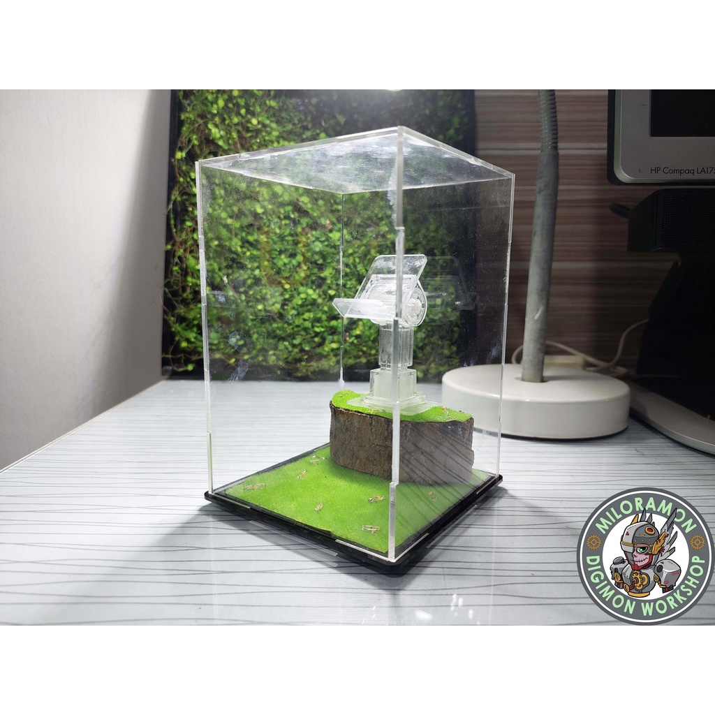 [DIGIMON][VPET][PENDULUM] Custom Acrylic Display Box with LED for Small ...