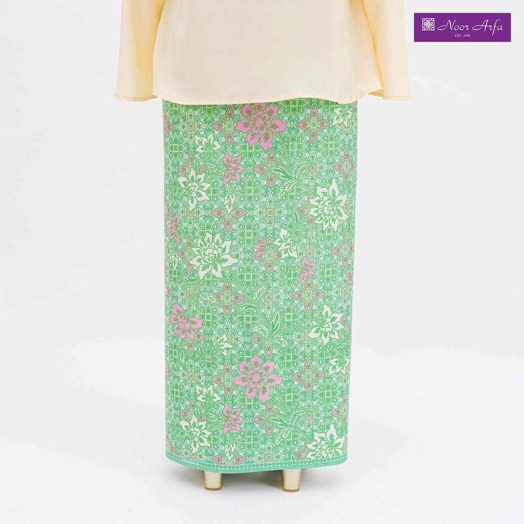 Noor Arfa Batik Sarung Noor Arfa batik Terenggnu Noor Arfa Batik Pastel ...