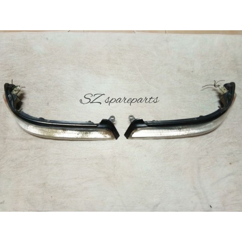 JDM Toyota Sprinter / Levin AE92 Corner Light | Shopee Malaysia