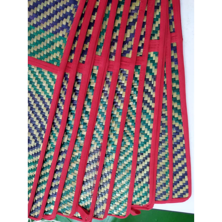 Sapra Mengkuang 4 Segi Dan Bulat/Saprah Tikar Mengkuang/Alas Makanan ...