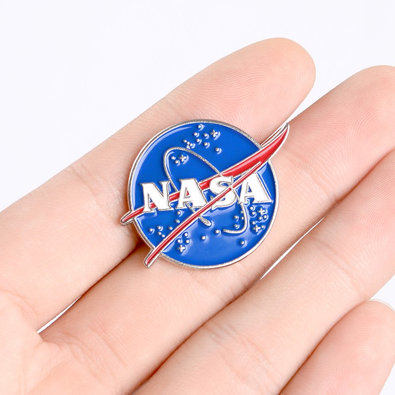 NASA Enamel Pin Astronaut Space Lapel Pin for Leather Coat Hat Bag ...