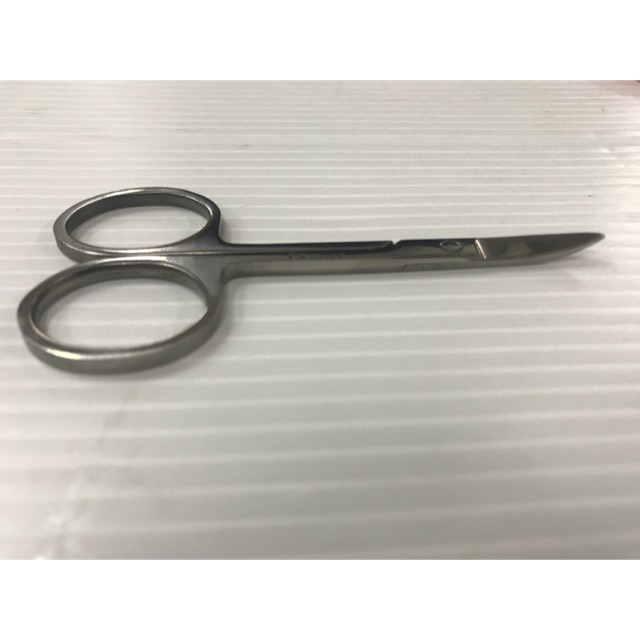 Gunting Sulam Muncung Lengkung / Curved Embroidery Scissors Made in ...