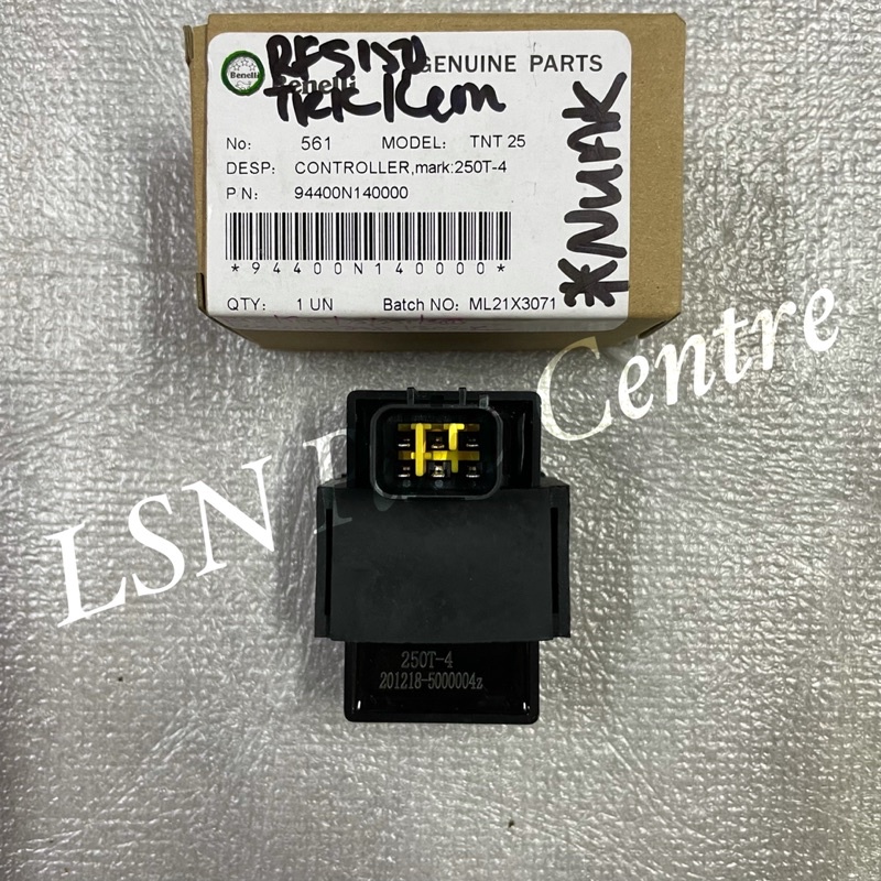 BENELLI RFS150i/ 150S/ R18i /TNT25/300/ TRK251/ Leoncino 250/ 302R Head ...