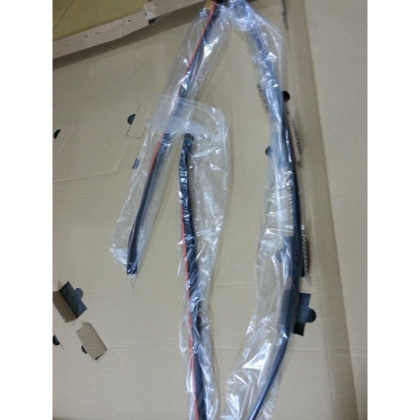 GENUINE FRONT WINDSCREEN MOULDING BMW E46 / ORIGINAL | Shopee Malaysia