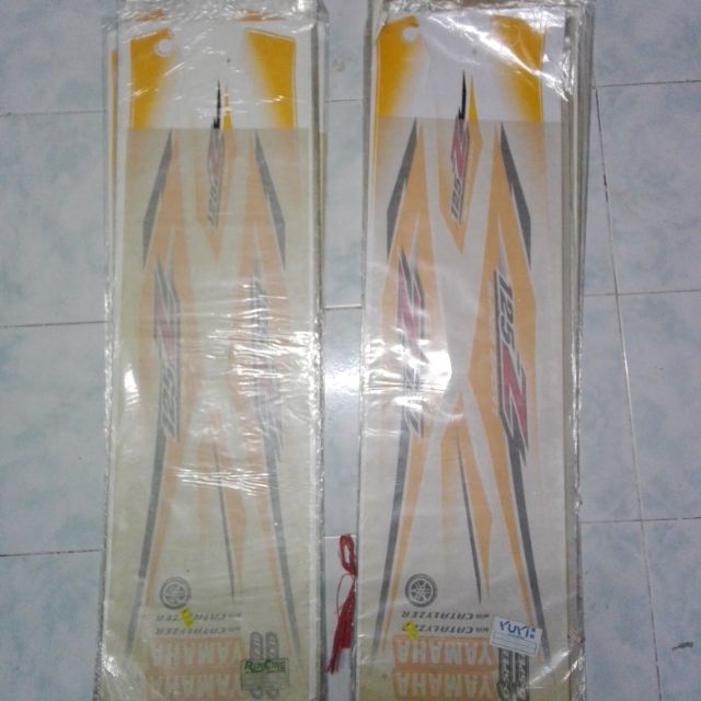 New old stock kuning diamond yuyi runcing 125z yamaha | Shopee Malaysia