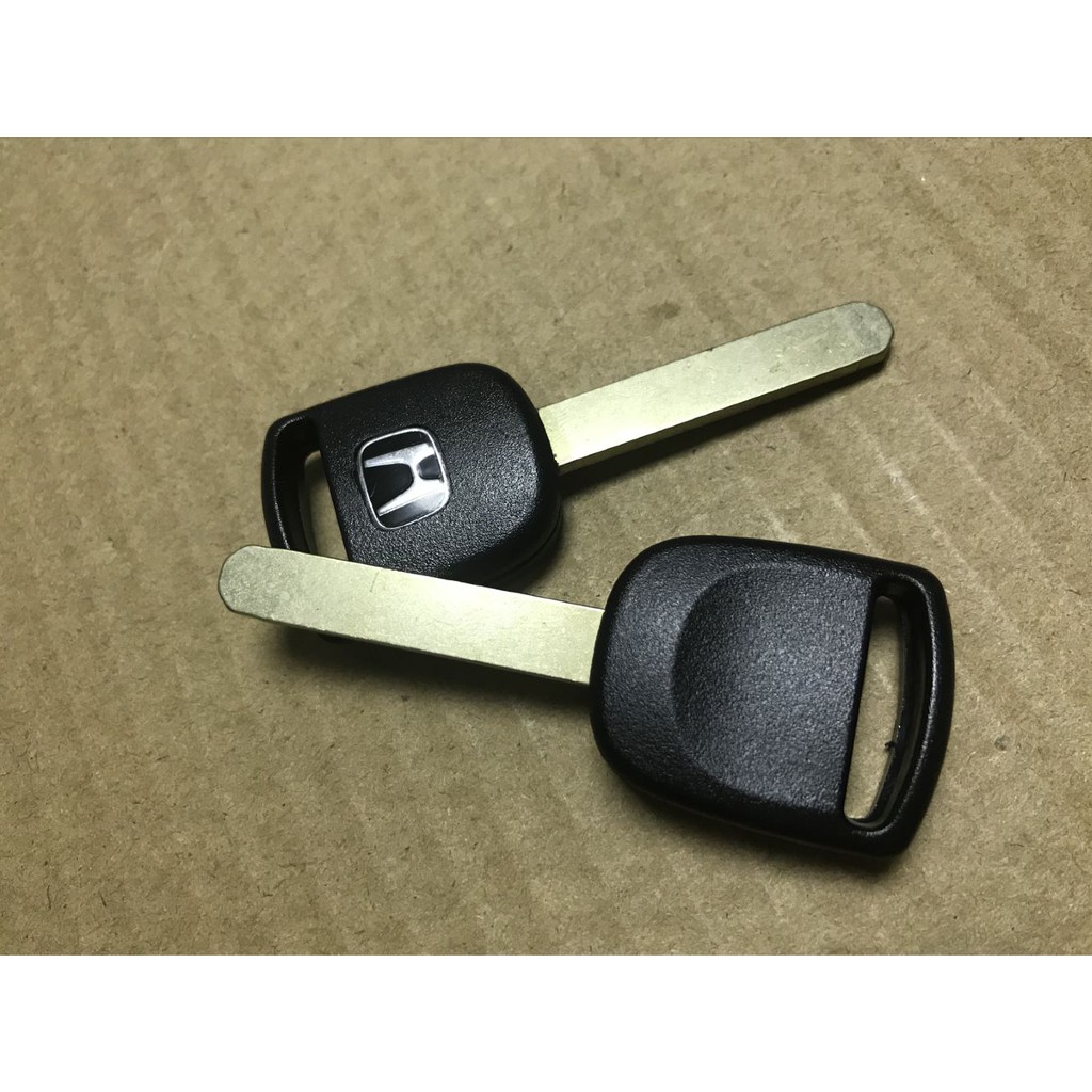Updating HONDA holding transponder chip key casing for replacing Cr-v ...