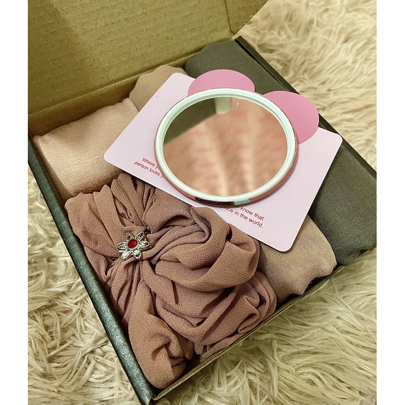 Bawal Gift Box/Tudung Gift Box/Chocolate Box/Purse Gift Box/Scrunchies ...