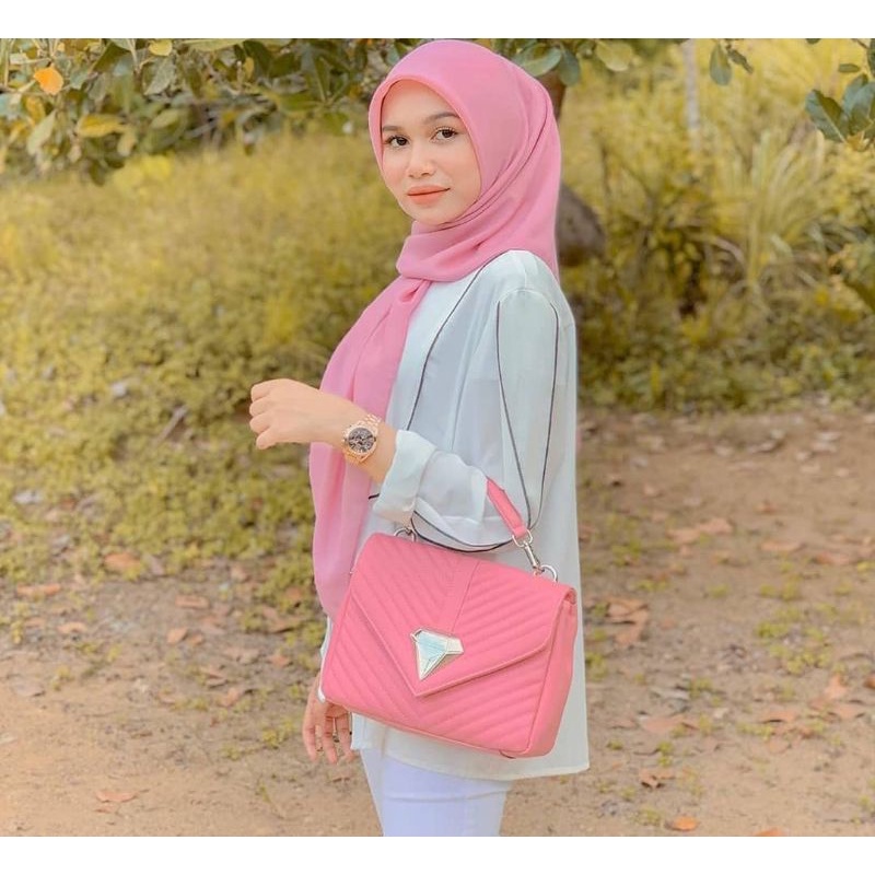 Iman Troye Genuine Italian Leather Quilted Top Handle Crossbody Satchel ...