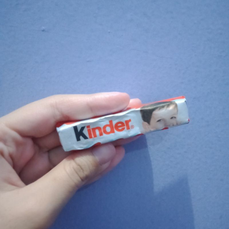 Kinder Maxi 1 Chocolate Kinder Riegel Kinder Bueno Kinder Joy HALAL ...