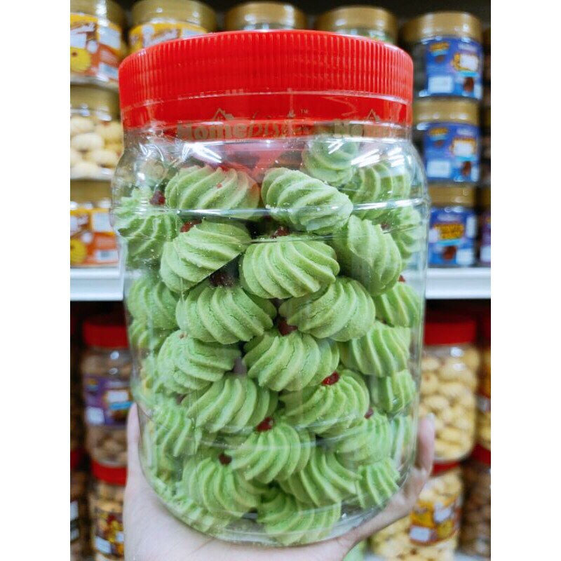 Halal Biskut Raya/ Festival Biscuit Peanut / Pineapple Tart Nanas ...