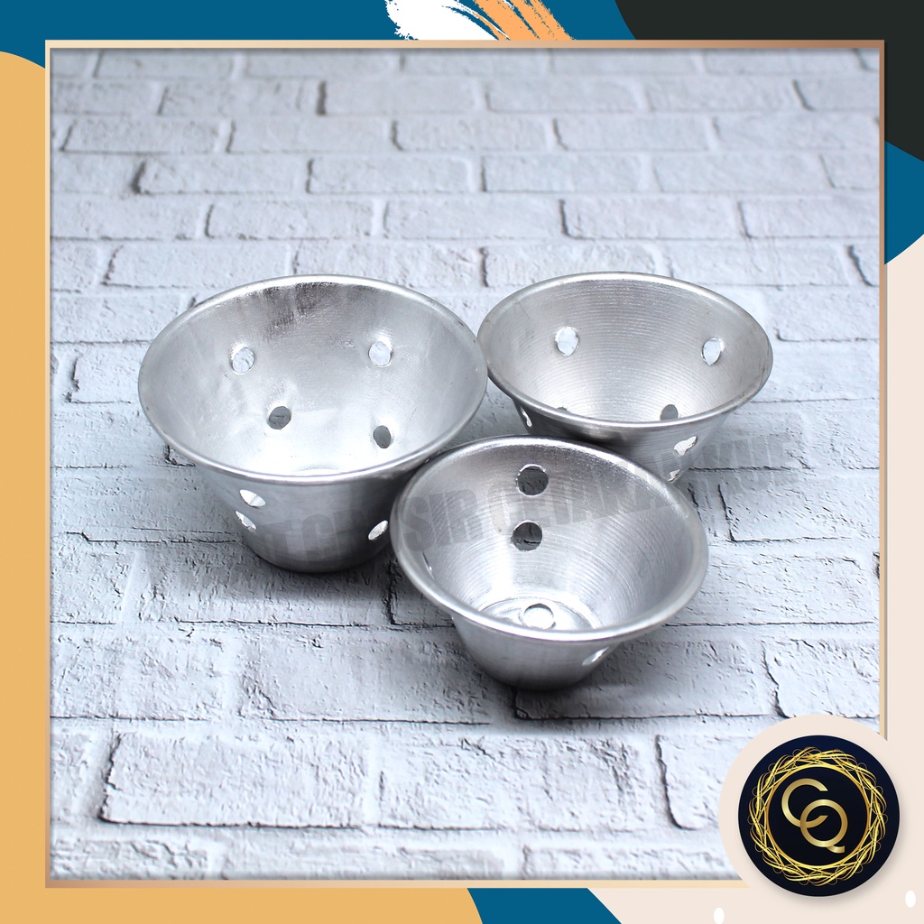 12 HIGH HOLE PRESSED STEAM CAKE MOLDS. There are 3 COMPLETE Size ...