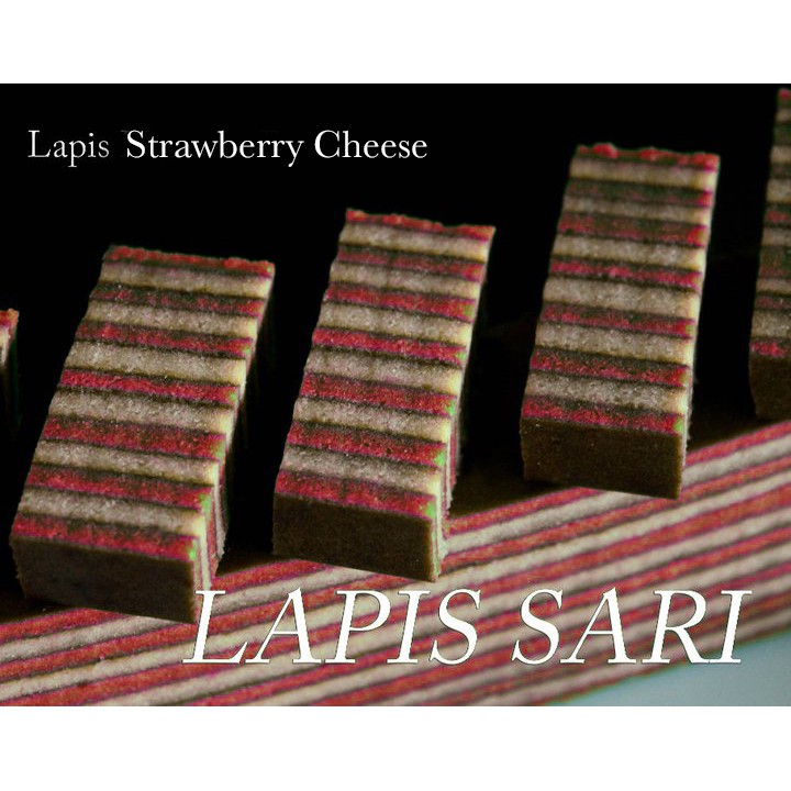 Kek Lapis Strawberry Cheese by Lapis Sari | Shopee Malaysia