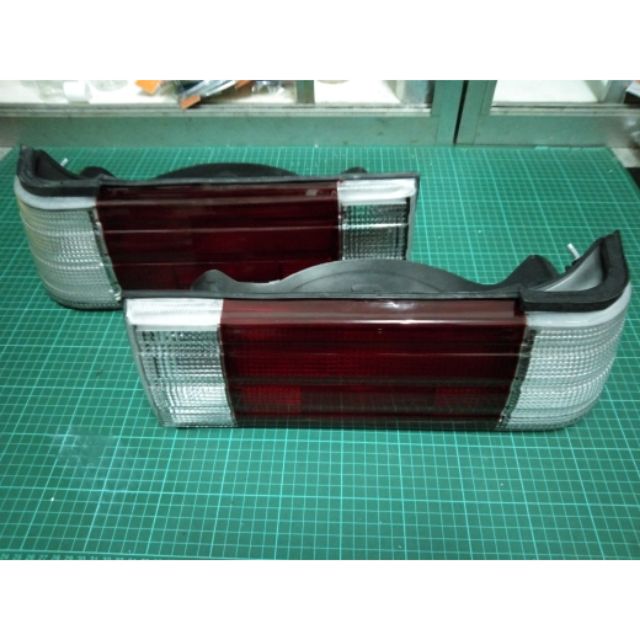 Proton Iswara Tail Lamp Red White@Albino Lampu Belakang Iswara Sedan ...